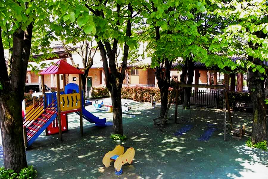 Scuola Dell Infanzia Con Giardino Milano Pero S Giuseppe
